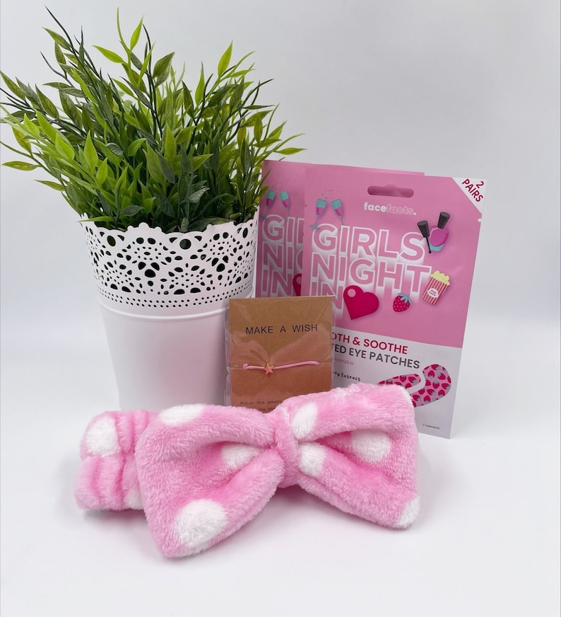 Teenage Girl Spa Birthday Box | Girls Birthday Gift, Teen Pamper Box ...