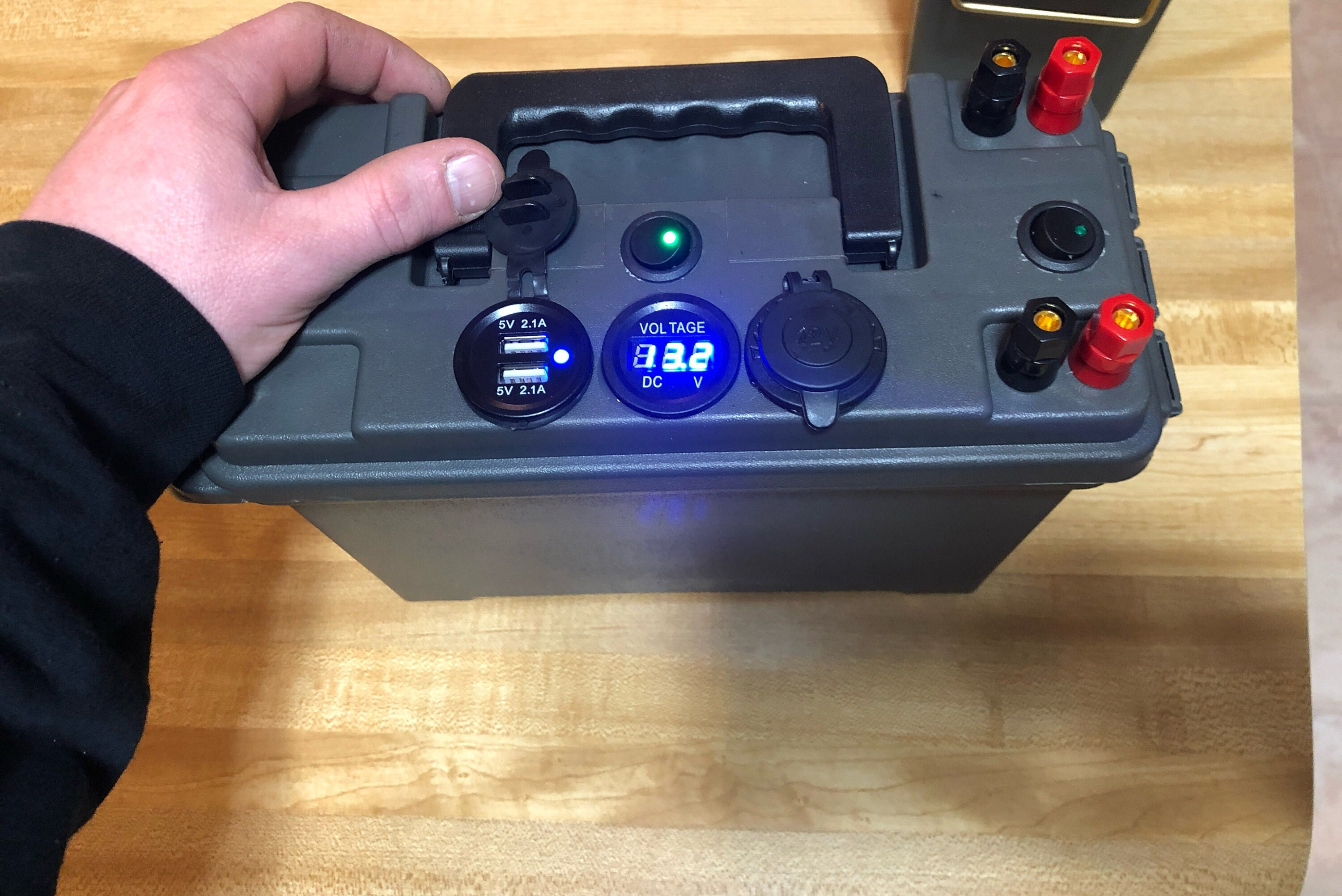 12 Volt POWER BOX With Lights USB Charger Binding Posts for Ice Fishing ...
