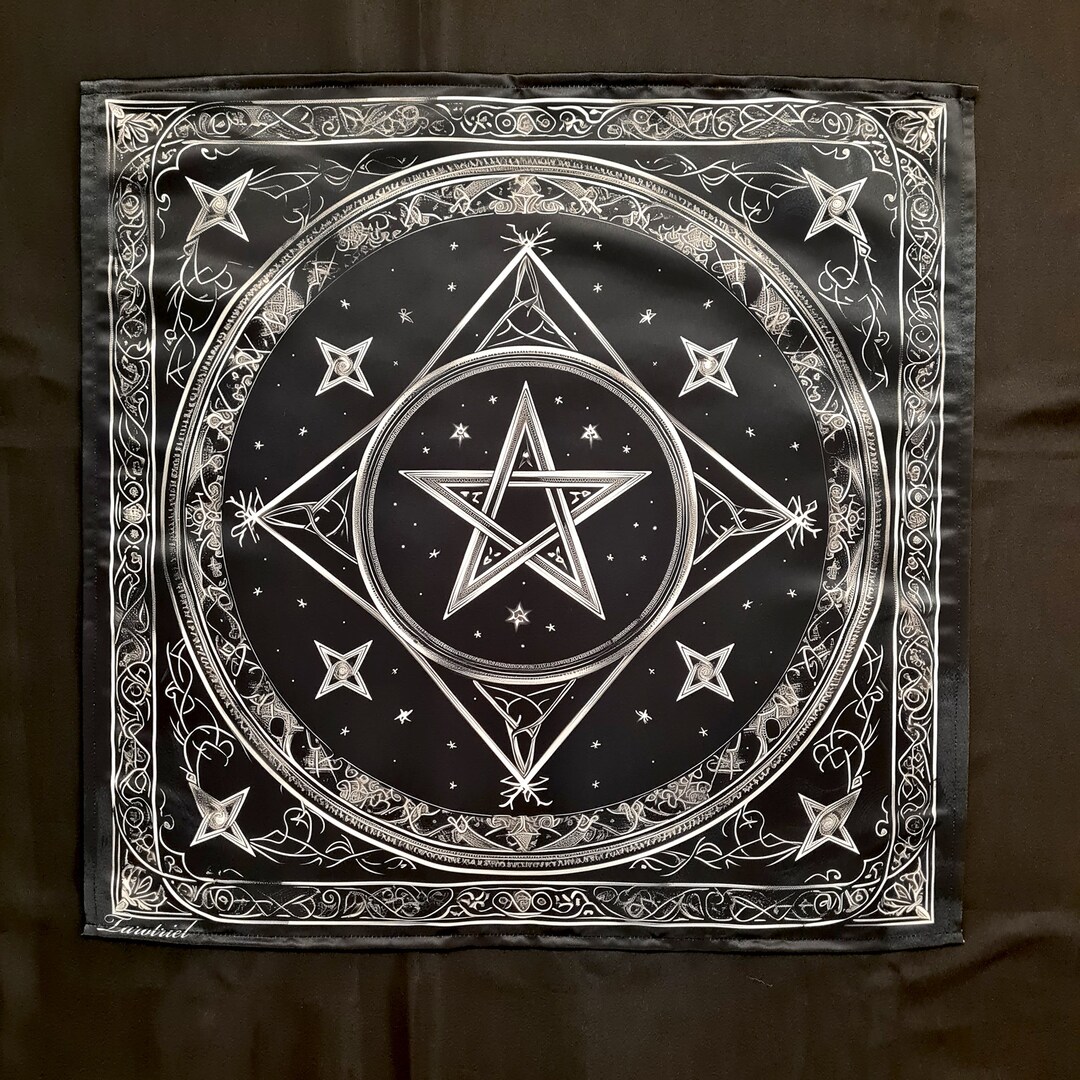 Altar Cloth Pentacle 15 for Tarot Cards, 26 Inches Heavy Satin ...