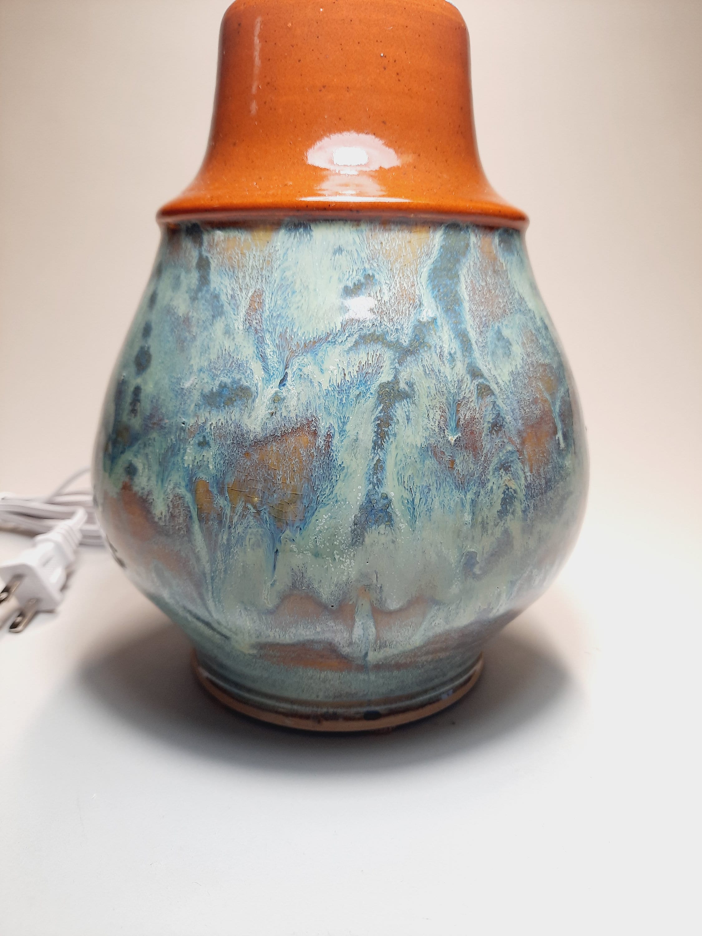 Handmade Wheel Thrown Stoneware Pottery Table Lamp. With 3 Way Switch ...