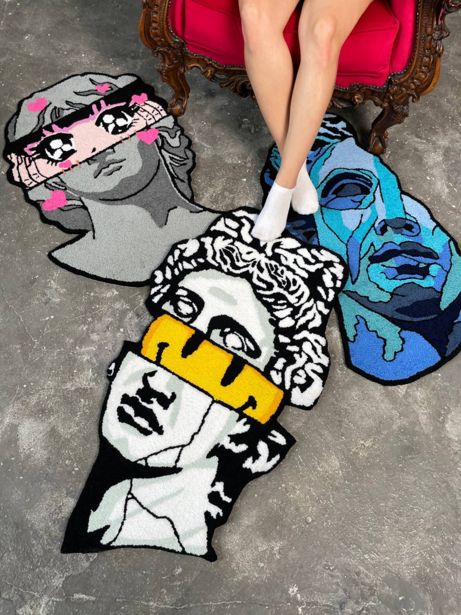 Ancient Statue Tufted Rug, Smiling Face Handmade Rug, Ancient Statue ...