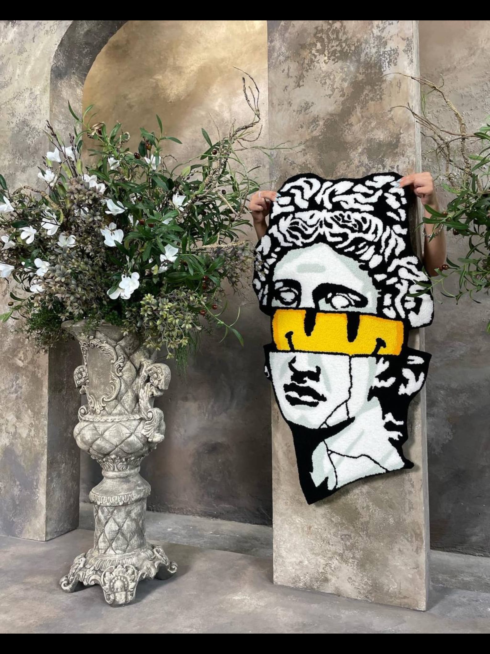 Ancient Statue Tufted Rug, Smiling Face Handmade Rug, Ancient Statue ...