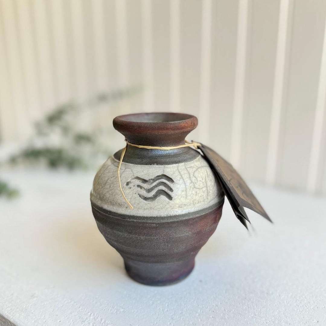 Vintage 2000 Signed Raku Pottery Vase | Maui Artist | 4.5" Tall With ...