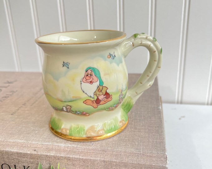 Disney Lenox Snow White and Seven Dwarfs Sleepy Mug | Fine China ...
