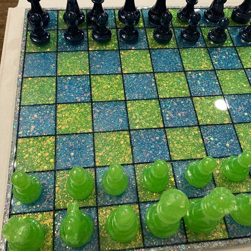 Resin Chess Set - Etsy