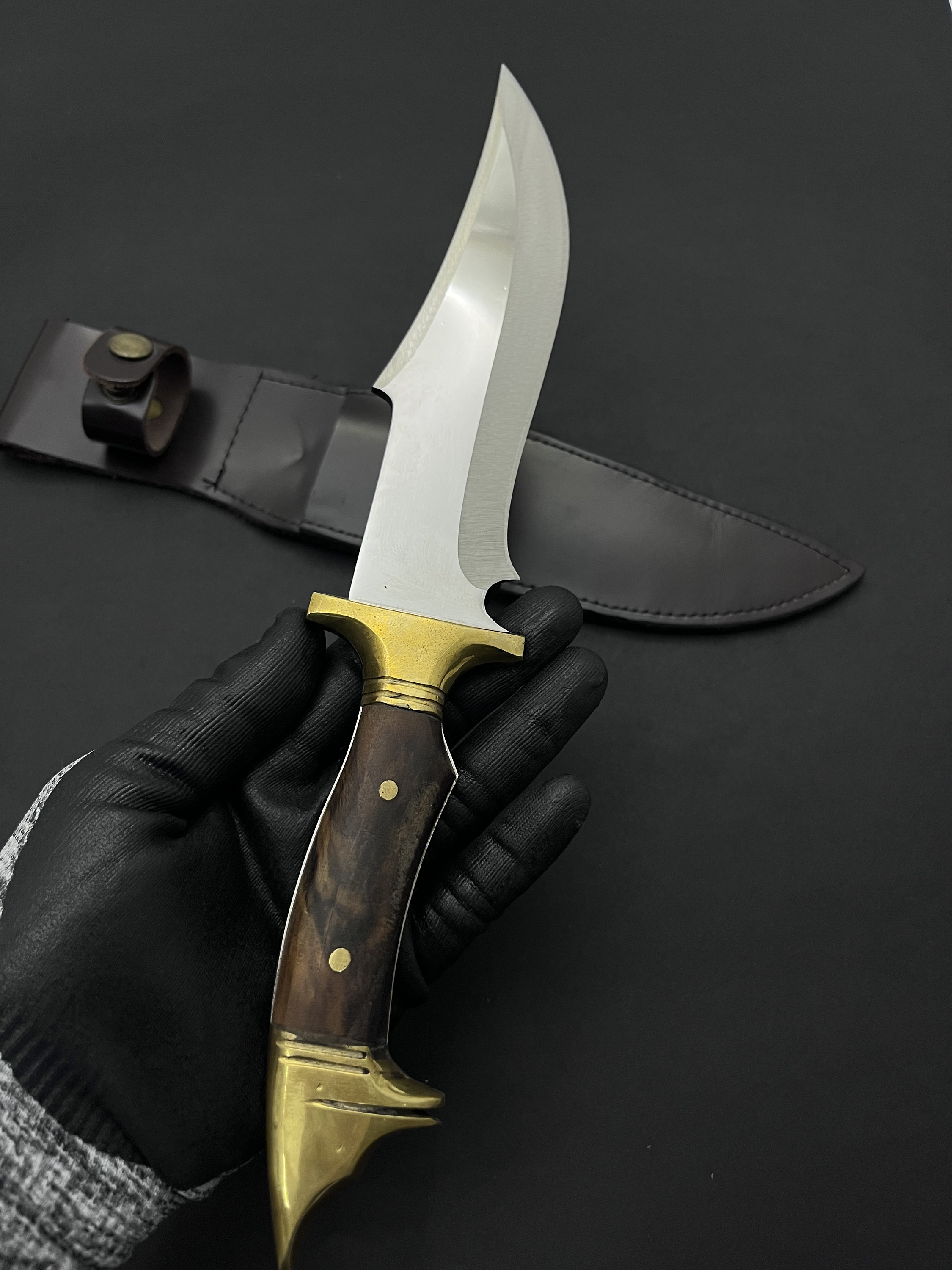 Handmade Wolf Head Hunting Knife Black Personalized Knife Engraved ...