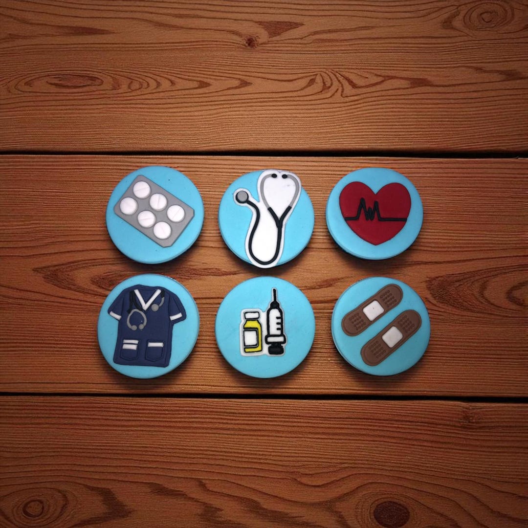 Handmade Edible Nurse Cupcake Toppers – Personalised Medical Birthday ...