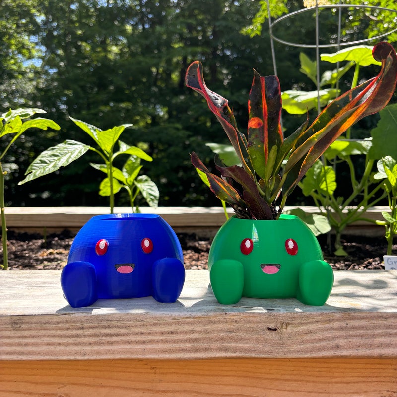 Oddish Planter - Etsy