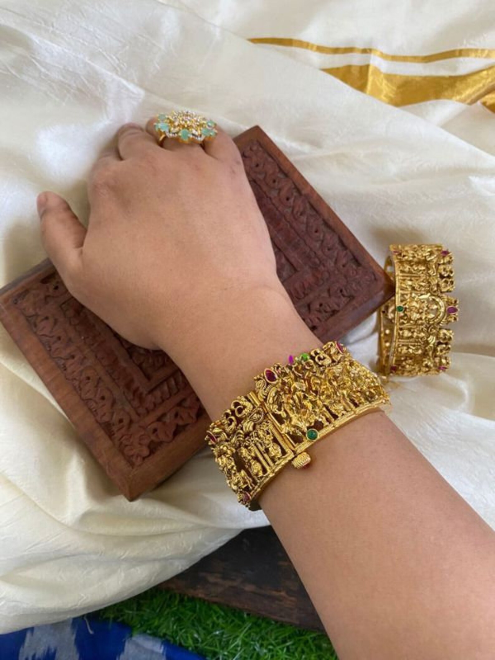 Antique Temple Openable Screw Bangles, Temple Jewellery Necklace ...