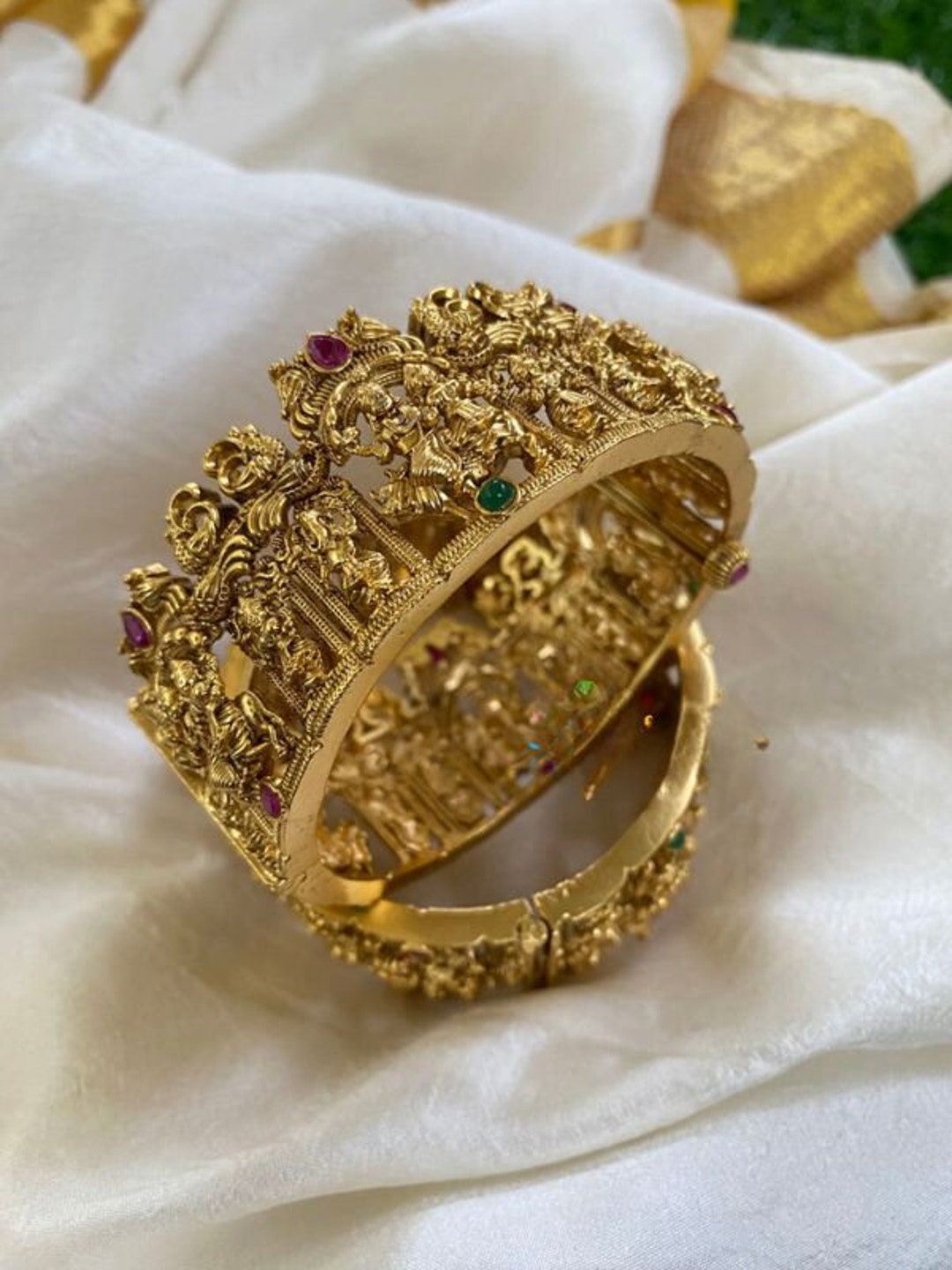 Antique Temple Openable Screw Bangles, Temple Jewellery Necklace ...