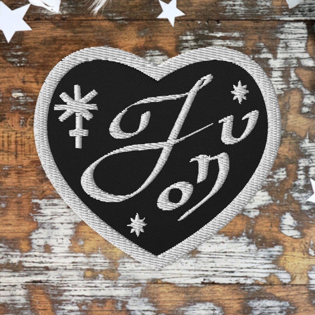 Juno Goddess of Marriage Embroidered Heart Patch - Etsy
