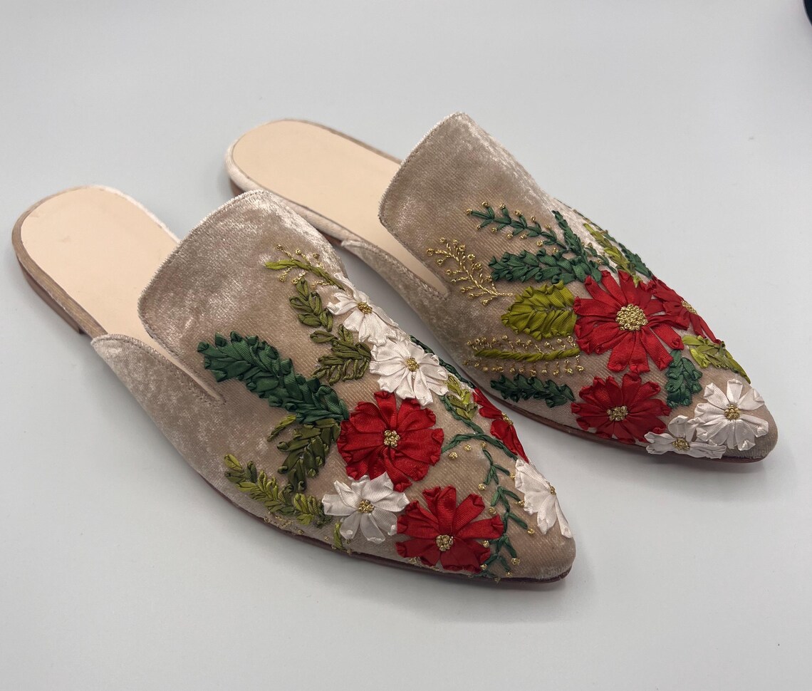 Embroidered Beige Slippers, Pointed Mule, Short Heel Slipper, Hand-made ...