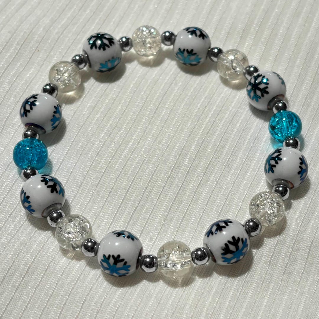 Blue and White "snowflake Vibes" Stretch Bracelet - Etsy
