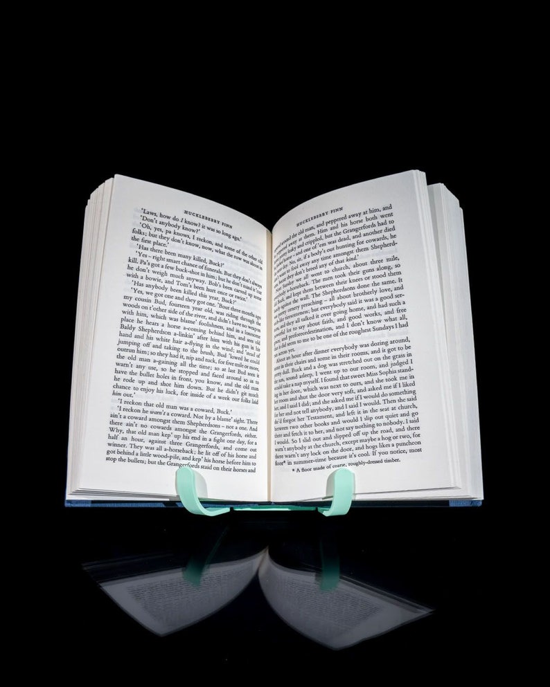 3D Printed Open BOOK STAND HOLDER for Any Book| Elegant Polylactic Acid ...