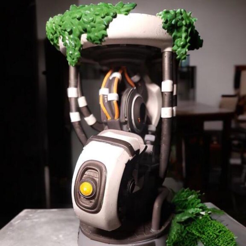 Glados Diorama Diorama Portal Abandoned Glados Diorama 13cm Hand ...