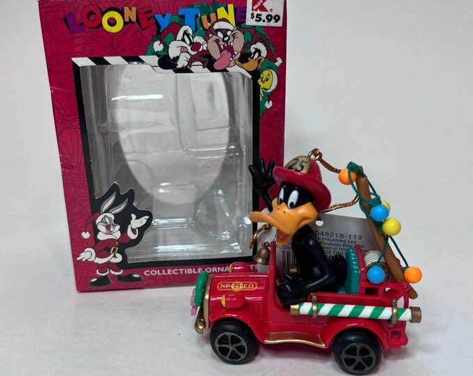 Looney Tunes Warner Bros 1997 Daffy Duck Fire Truck Christmas Tree ...