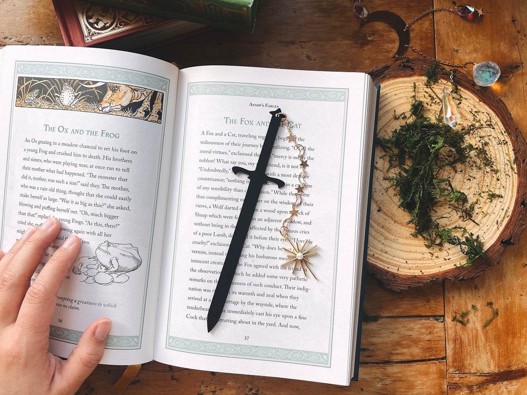 Leather Sword Bookmark, Fantasy Bookmark, Elven-inspired Bookmark, Gift ...