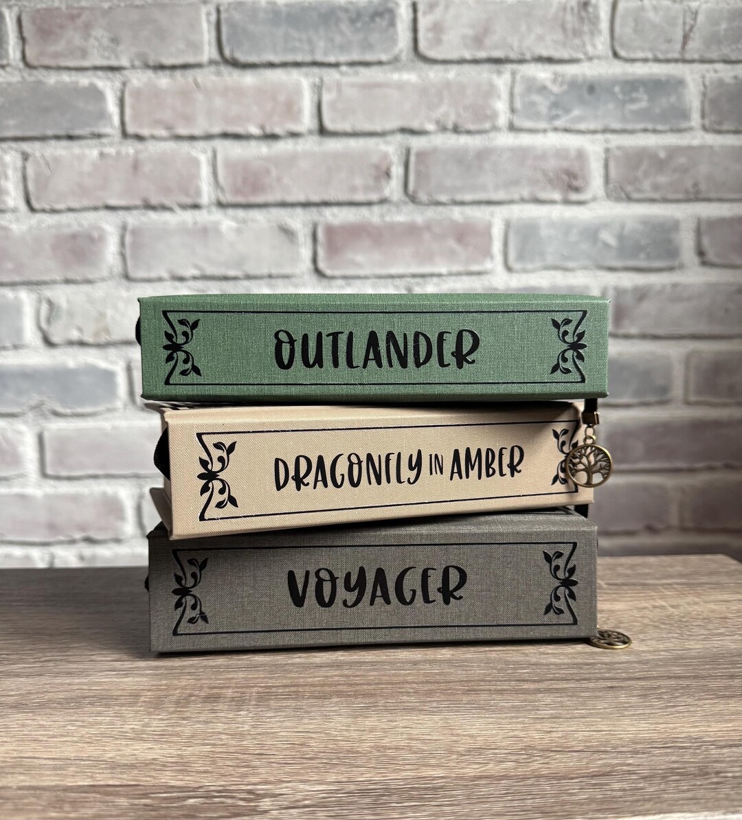 Outlander Series 3 Book Bundle by Diana Gabaldon ~ Rebound Hardcover ...