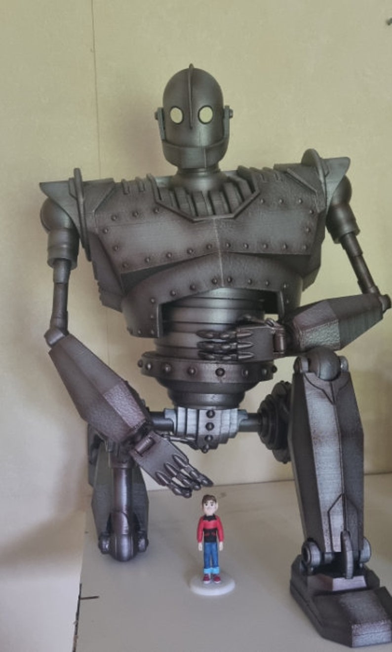 Iron Giant Figure - Etsy