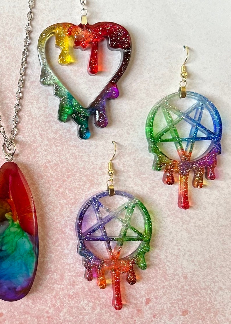 Rainbow Sparkle Jewelry 4 Pc Set Abstract Necklace Charm 3 Earring Sets ...