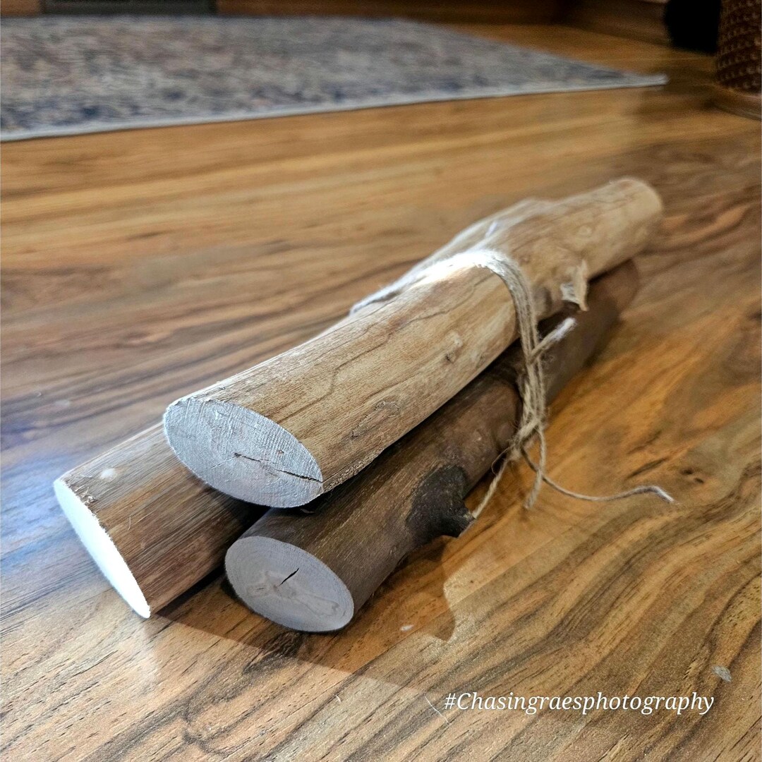 Aspen Log Bundle: Rustic Wood Decor, Craft Supply (10-18" Lengths, 2-2. ...