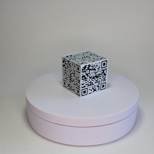 QR Code Cube for Display - Etsy