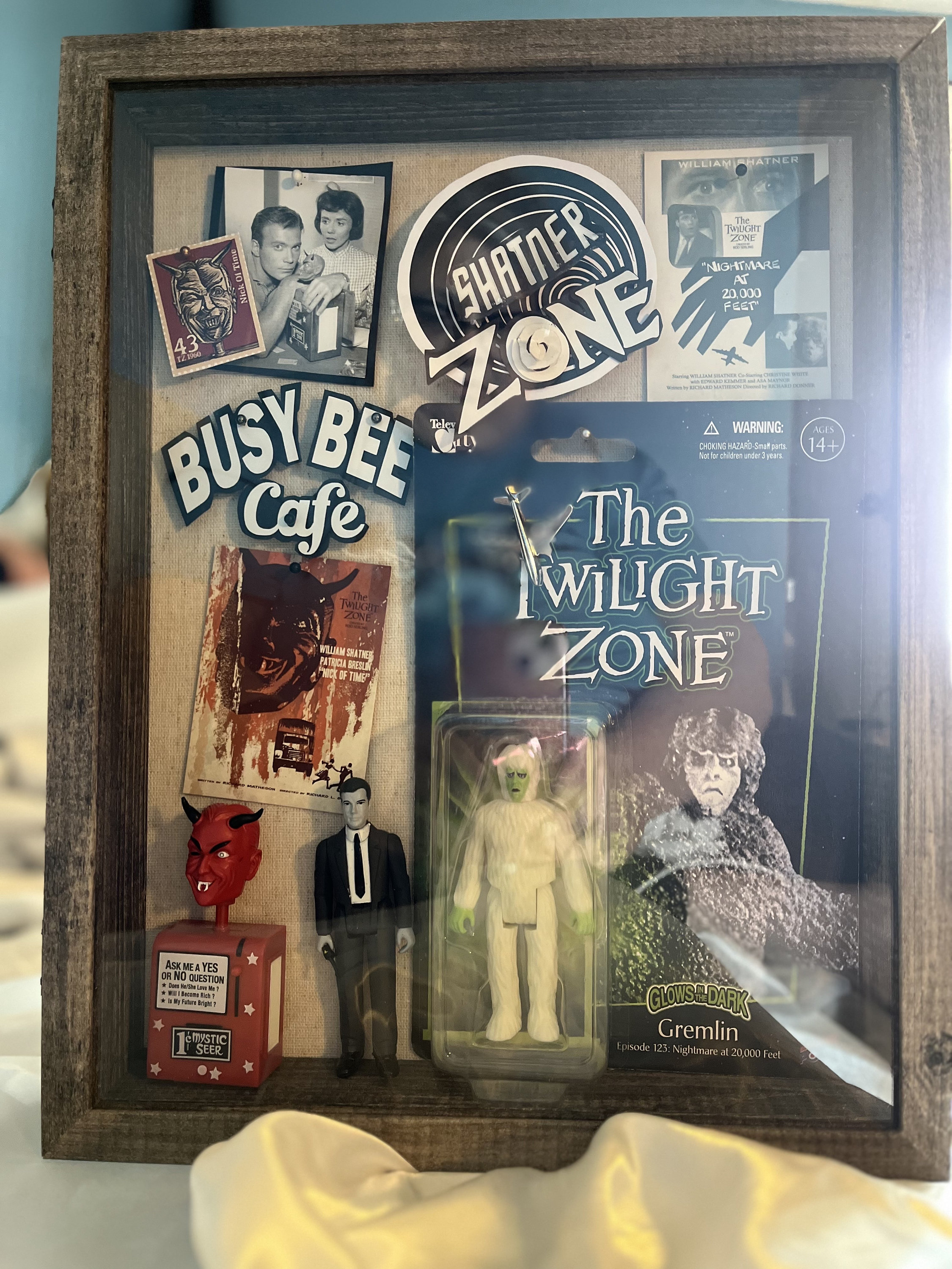 William Shatner / Twilight Zone Shadowbox - Etsy