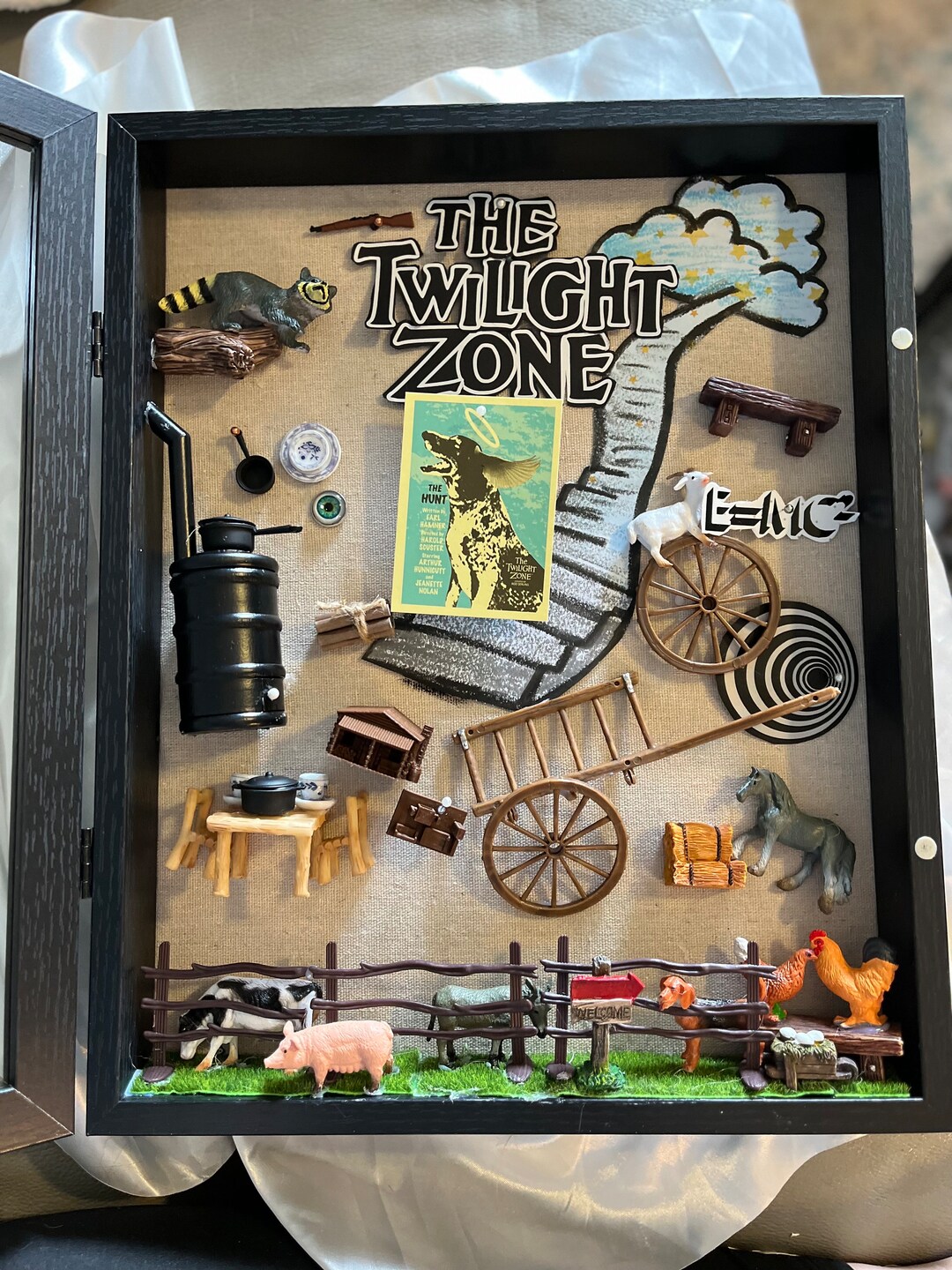 The Hunt, Classic Twilight Zone Episode - Shadowbox - Etsy