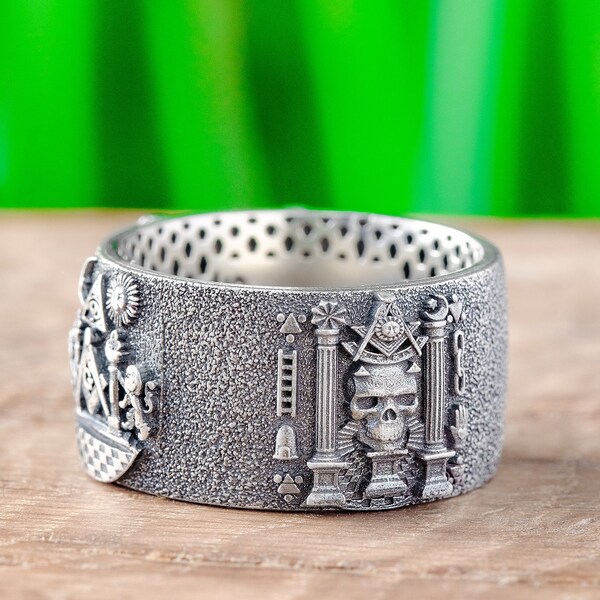 Large Masonic Ring - Etsy