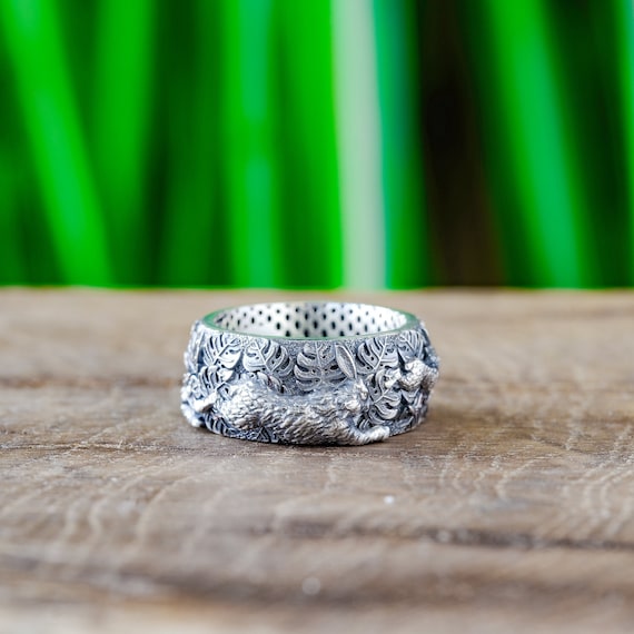 Silver Rabbit Ring in Forest Bunny Promise Ring Nature Wedding Band Dainty Woman Bunny Ring for Couples Sterling Wild Rabbit Cool Male Ring Etsy
