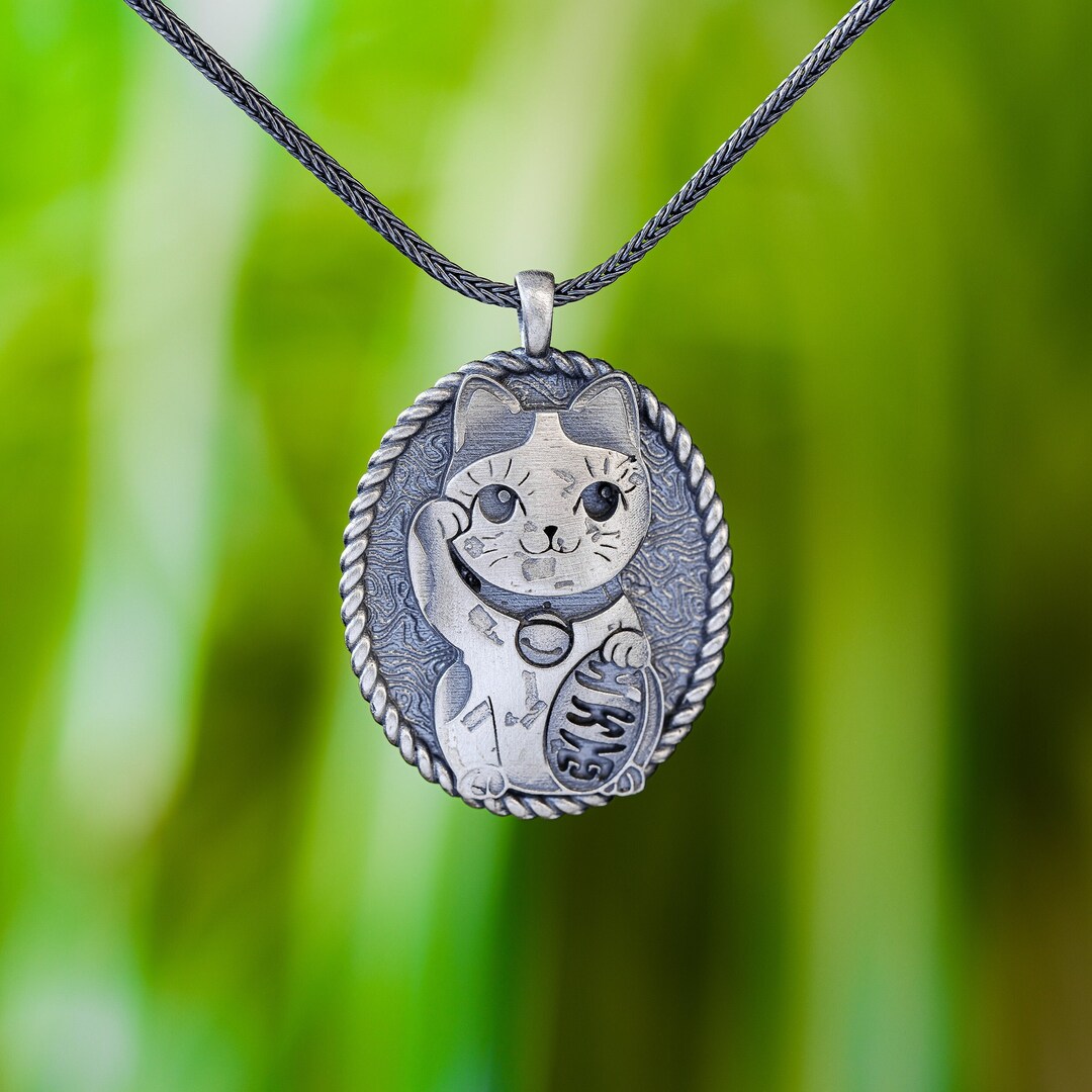 Maneki Neko Pendant Silver Good Luck Cat Medallion Men & Women Dainty ...