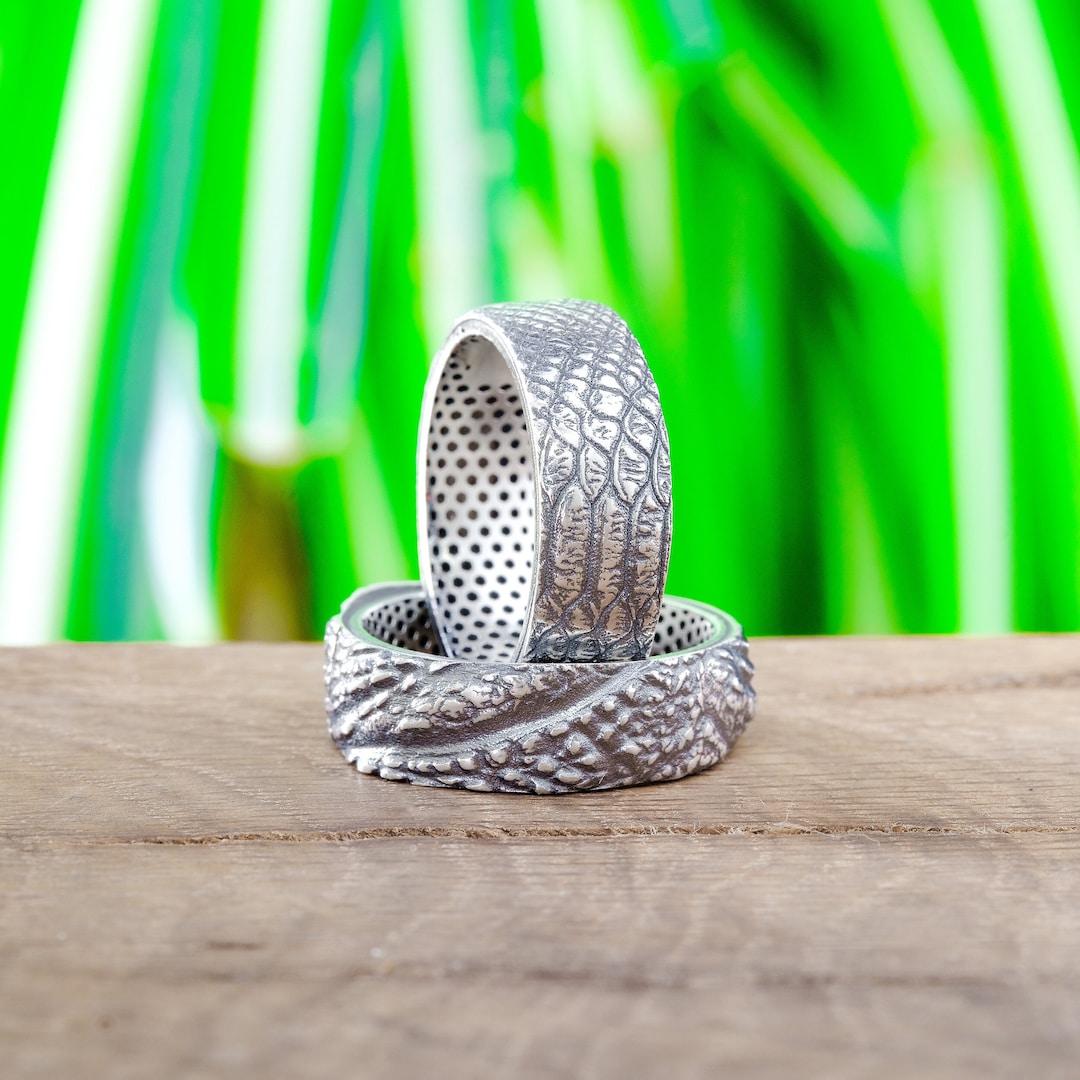 Sterling Silver Snake & Crocodile Skin Ring, Unisex Scale Band - Etsy UK
