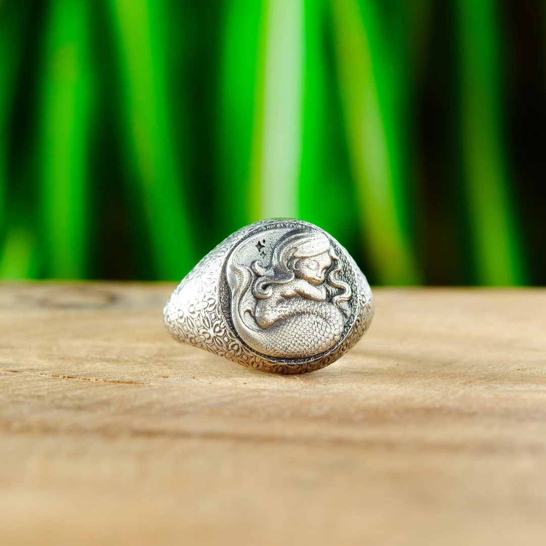 Silver Mermaid Signet Ring, Ocean Beach Signet Ring, Vintage Siren ...