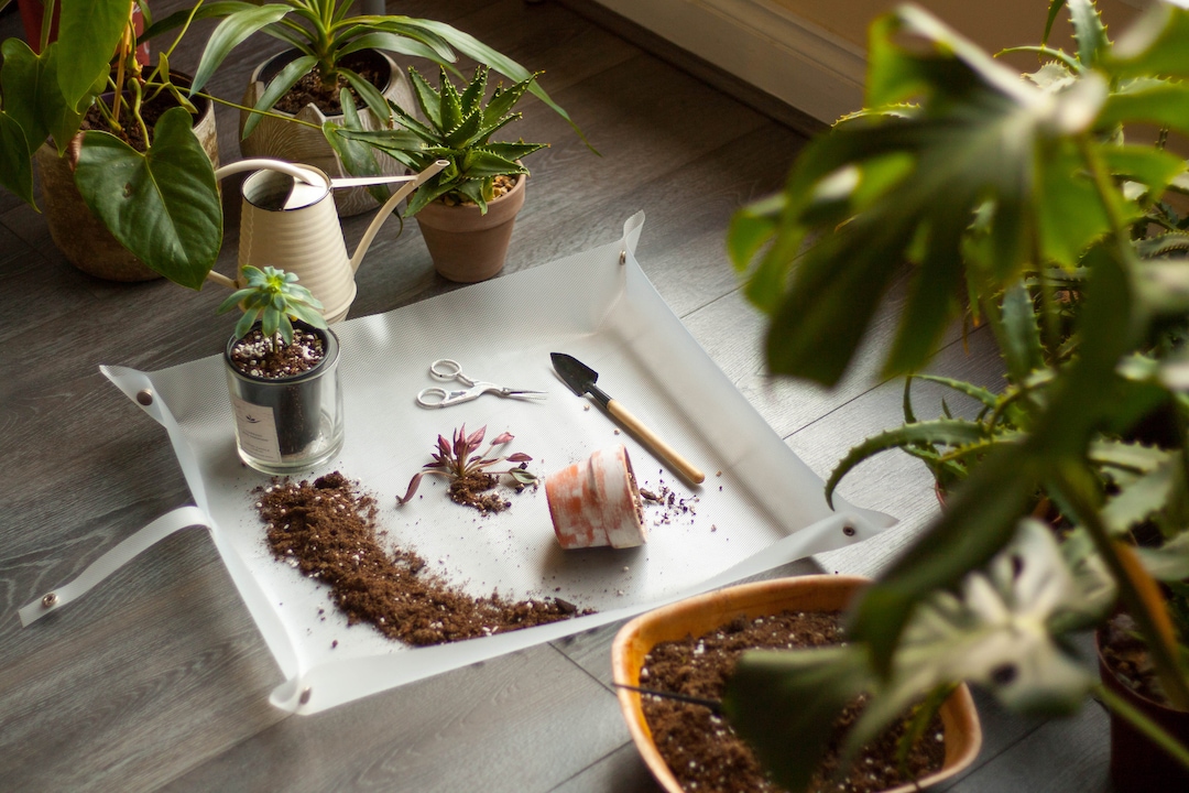 Plant Repotting Tarp | Plant Repotting Gardening Mat | Indoor Plat Care ...