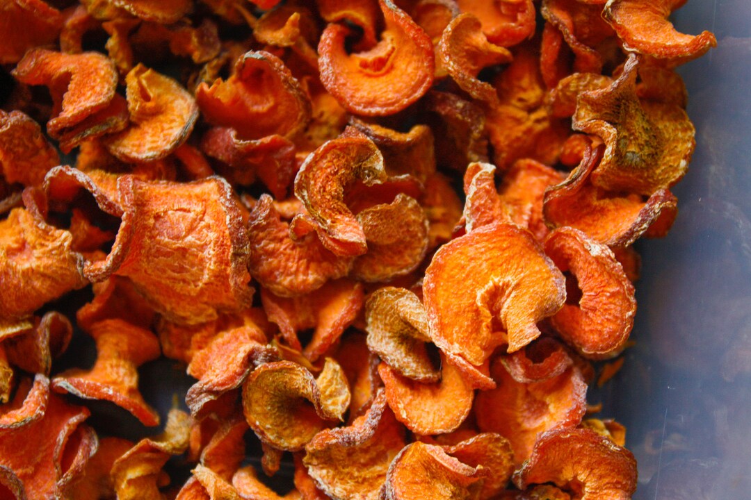 100% Organic Dried Carrot, Dehydrated Carrot Chips, Dried Carrot Pieces ...