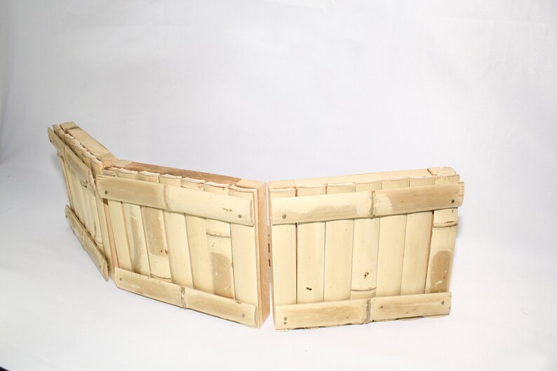 Giant Bamboo and Wood Divider, Gold-coloured Nails and Wooden Joints ...