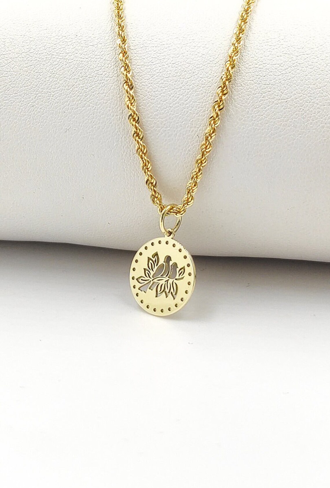 14K Solid Gold Dove Necklace, Gold Birds of Peace Disc Pendant, Dove ...
