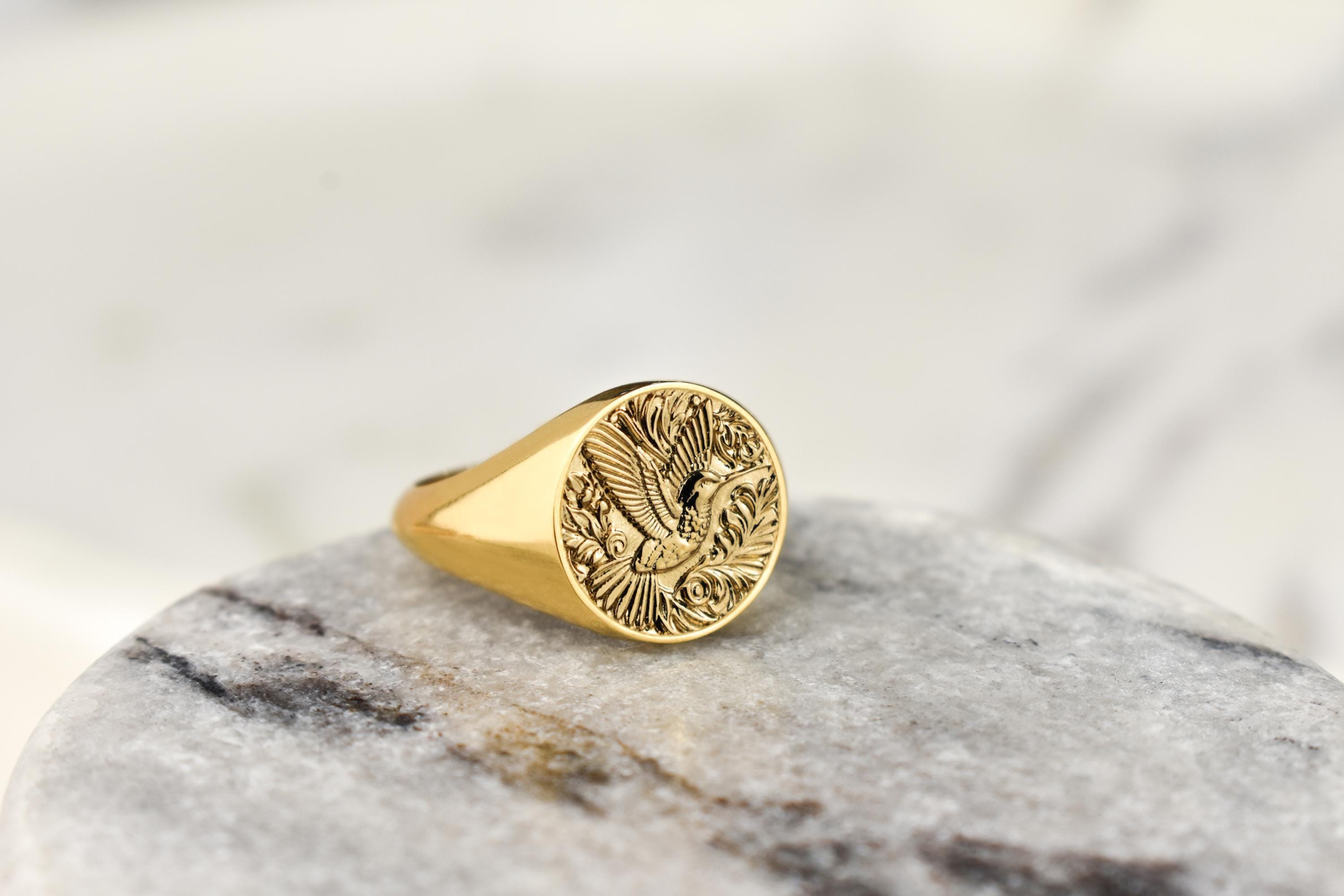 14K Gold Hummingbird Signet Ring: Personalized Bird Amulet - Etsy