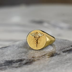14K Gold Medical Alert Signet Ring: Engraved Emergency ID - Etsy