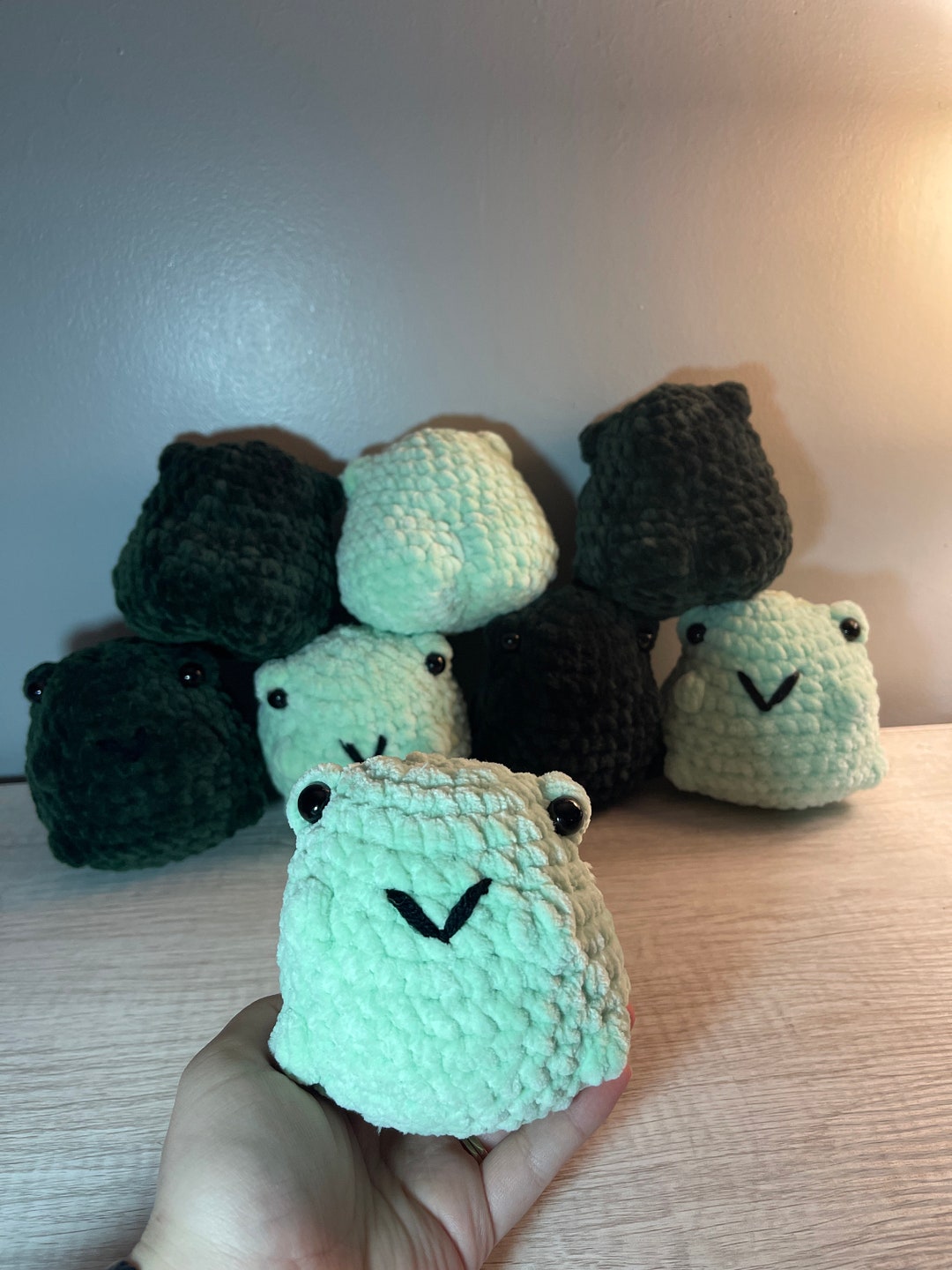 Crochet Cheeky Frog - Etsy