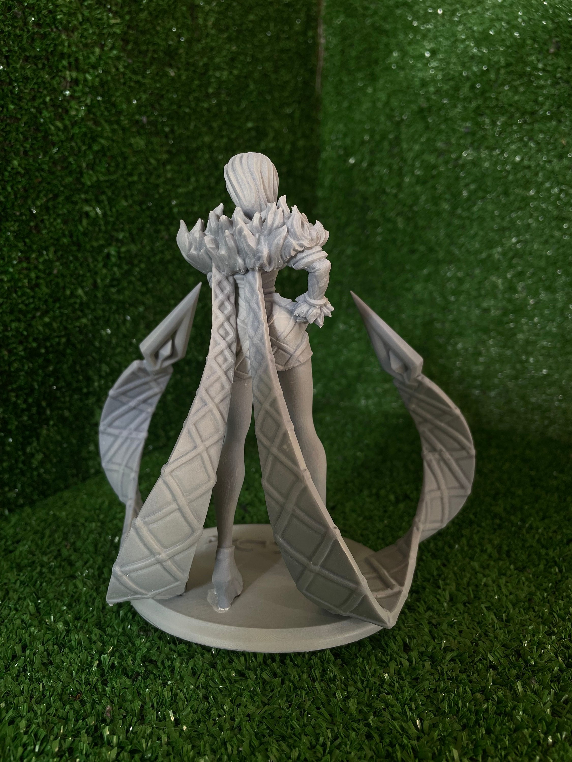 KDA Evelynn Figure - League of Legends - Handmade Painted Statue - Etsy