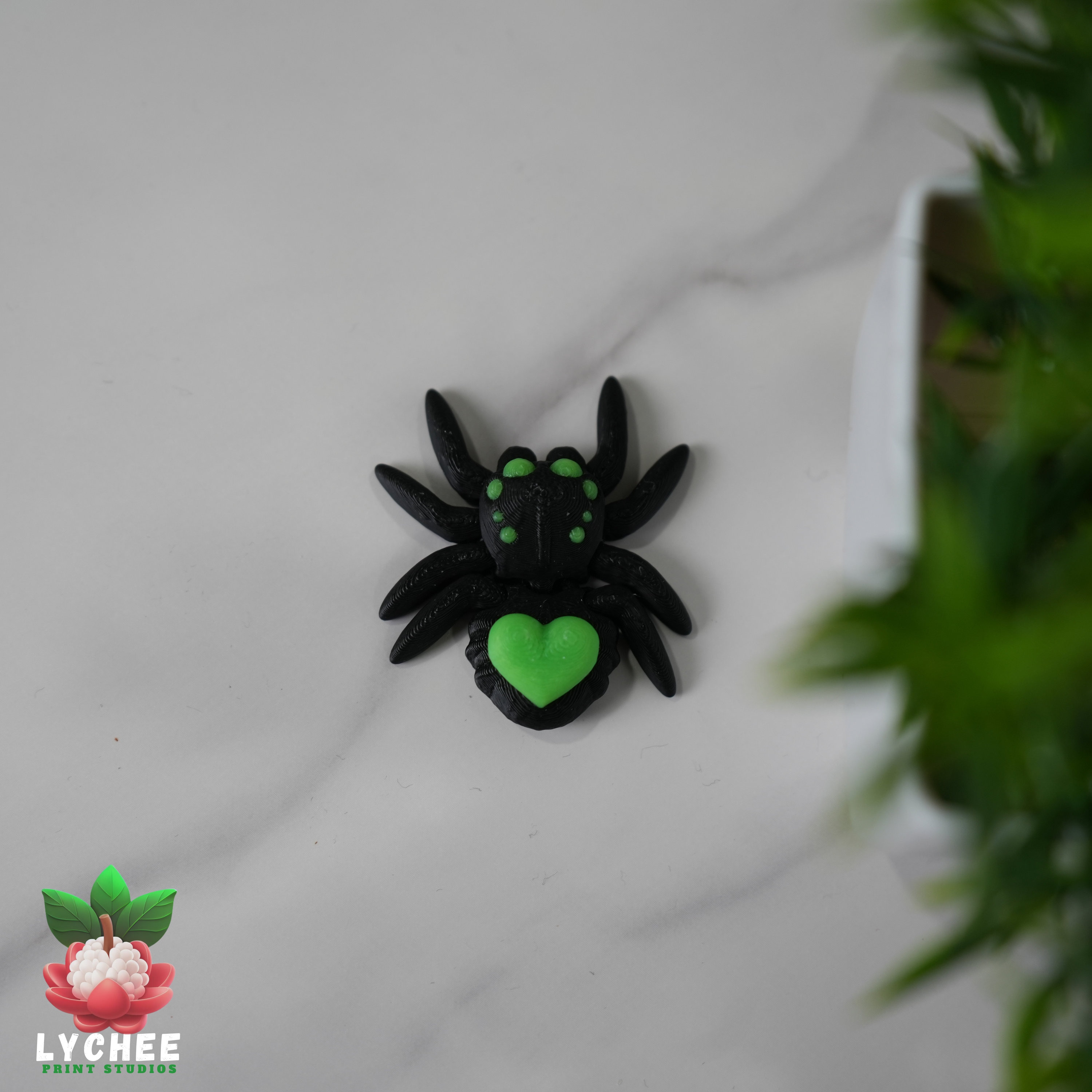 Articulated Heart Spiders Glow in the Dark Anniversary Gift Valentines ...