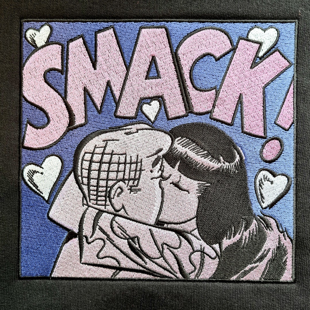 Smack Kiss Romantic Date Embroidery File - Etsy