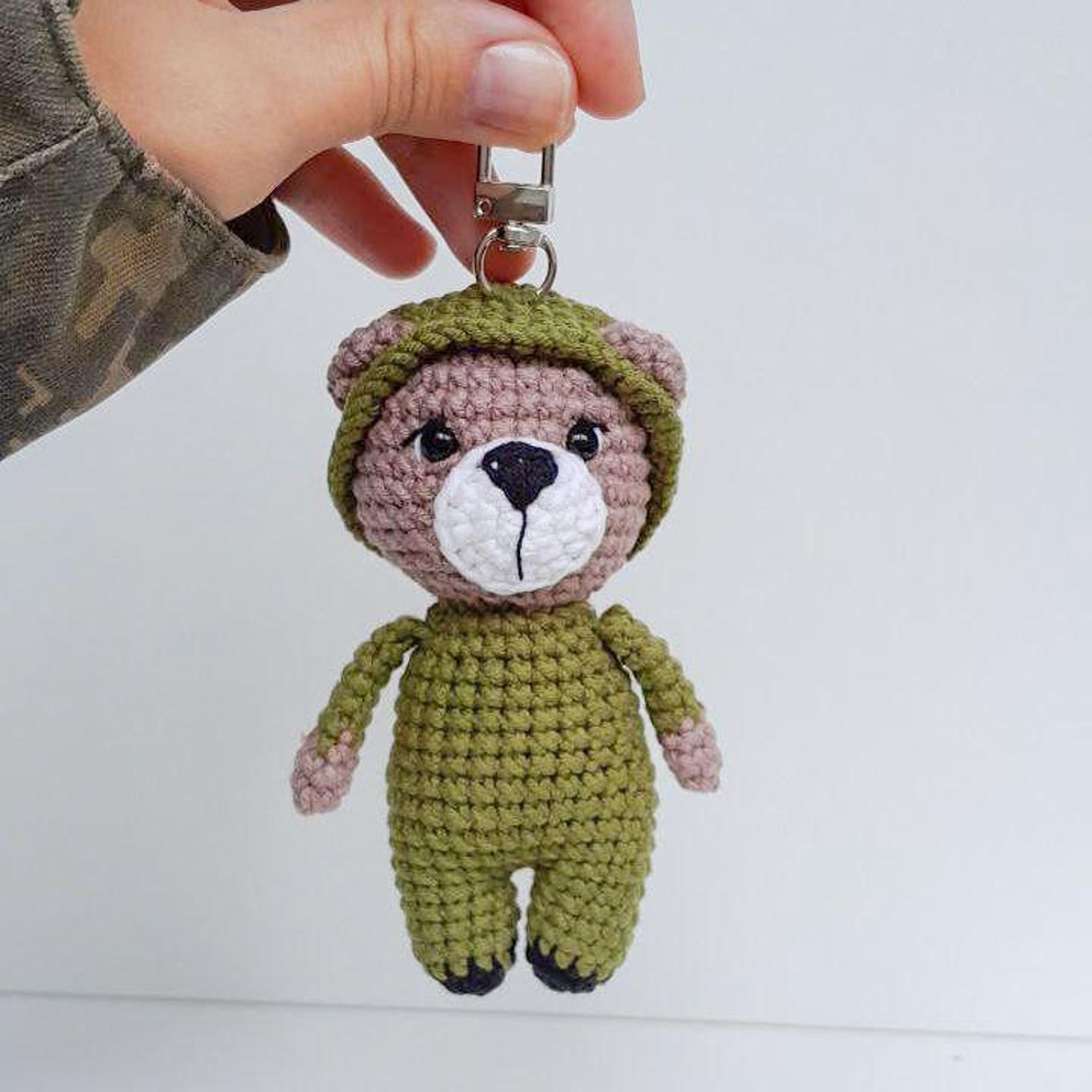 Crochet Military Teddy Bear PATTERN: Amigurumi Soldier Keychain ( Brave ...