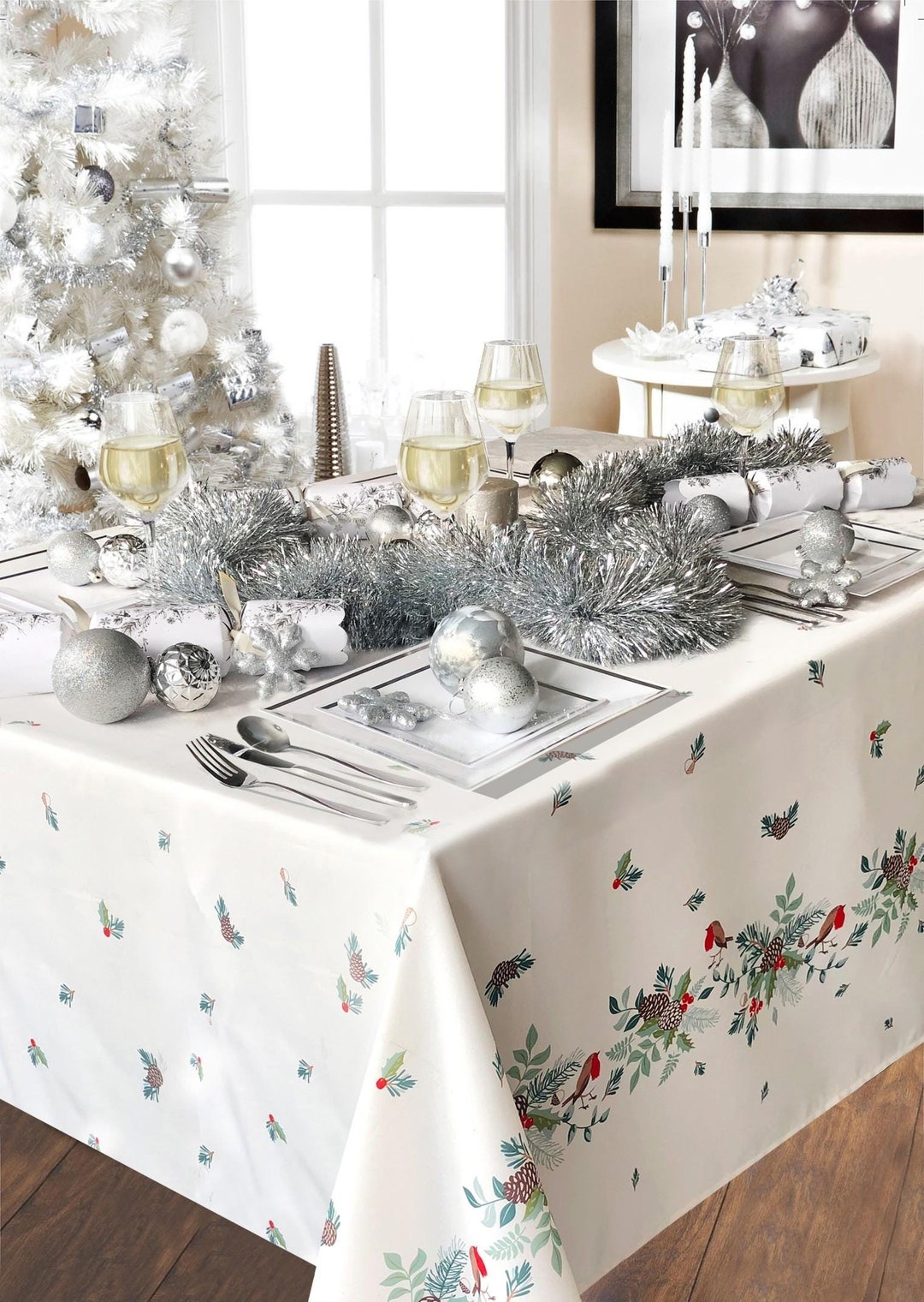 Robin & Holly Christmas Tablecloth: Festive Holiday Table Linen - Etsy