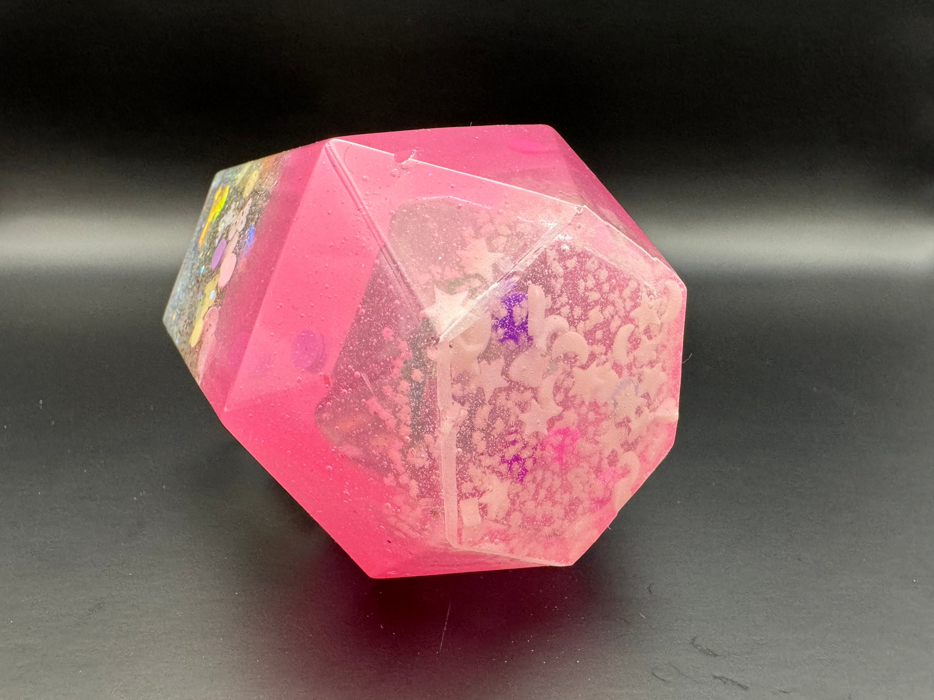 Hexagonal Brush Pen Cup Epoxy Resin Pink and White With Butterfly ...