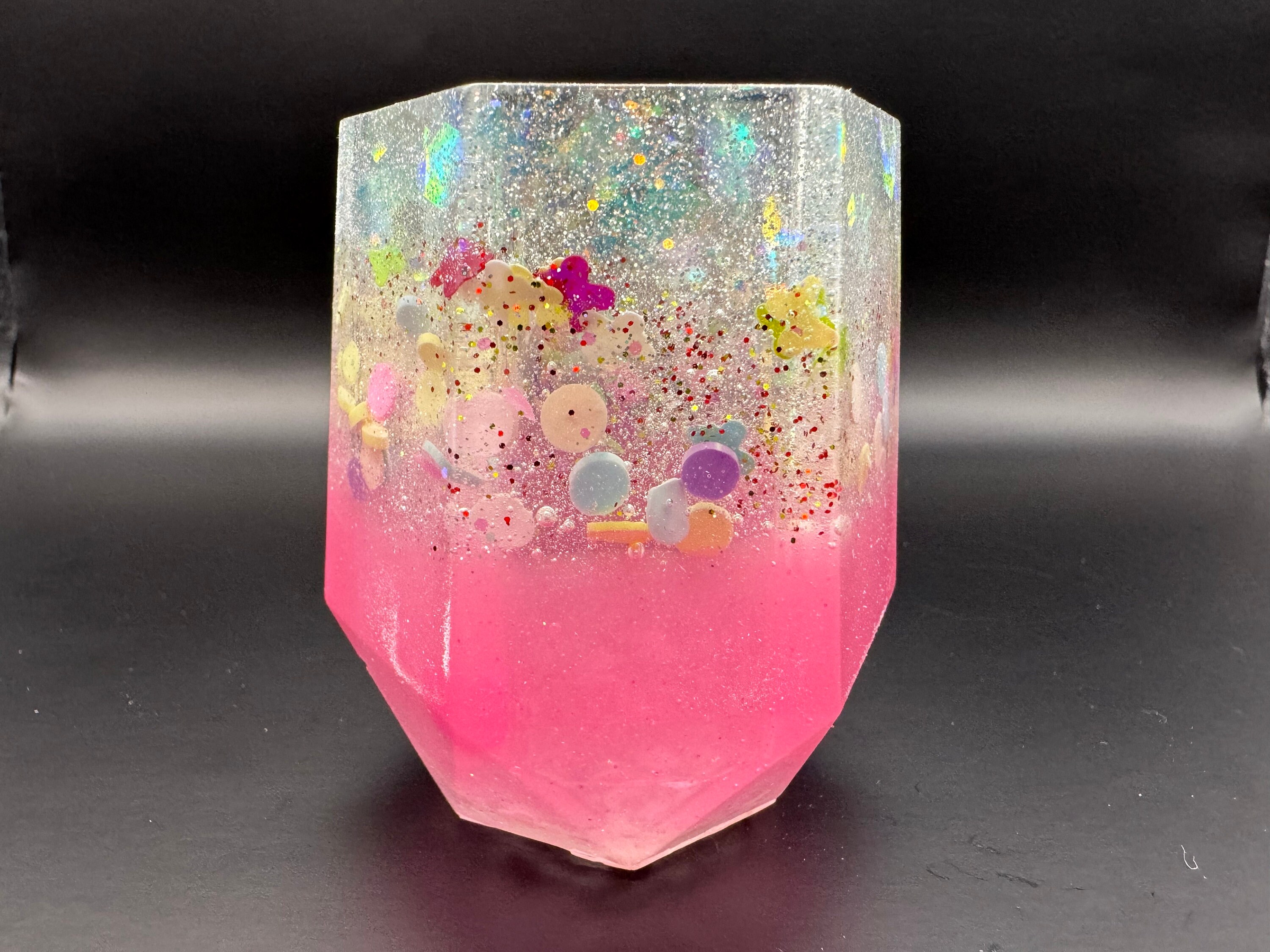 Hexagonal Brush Pen Cup Epoxy Resin Pink and White With Butterfly ...
