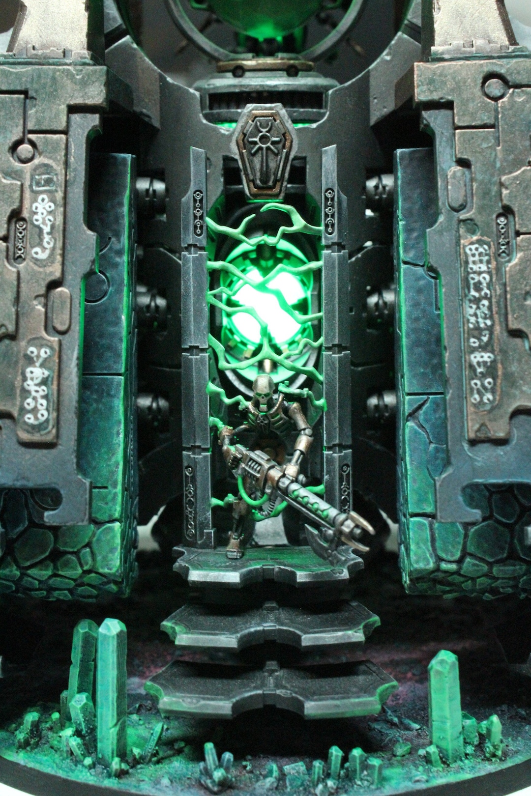 Commission Painted Necron Monolith -- Internal LED Lighting, Fully ...