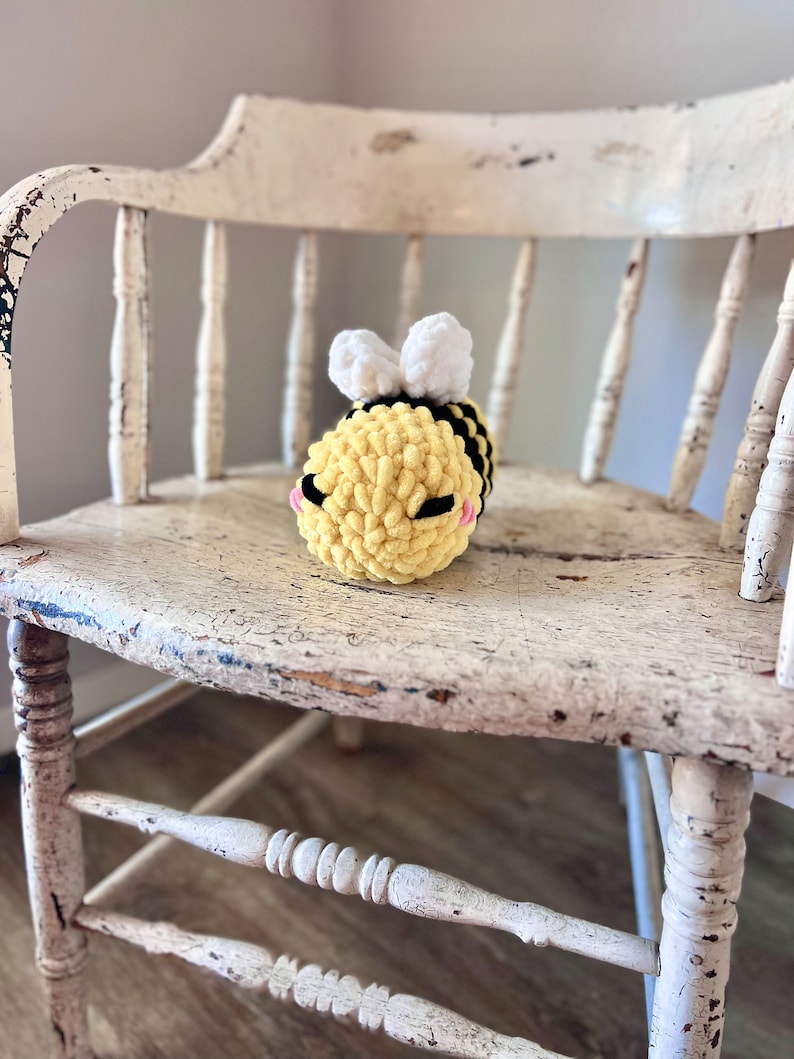 SALE RTS Crochet Sleepy Bumble Bee Amigurumi Bee Bee Plushie 9 in ...
