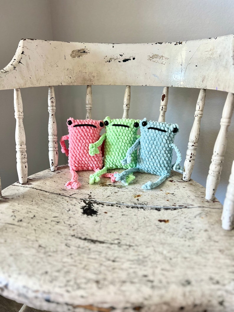 READY TO SHIP!!! Leggy Frogs | Amigurumi Frog | Frog Plushie | 6 Inch ...